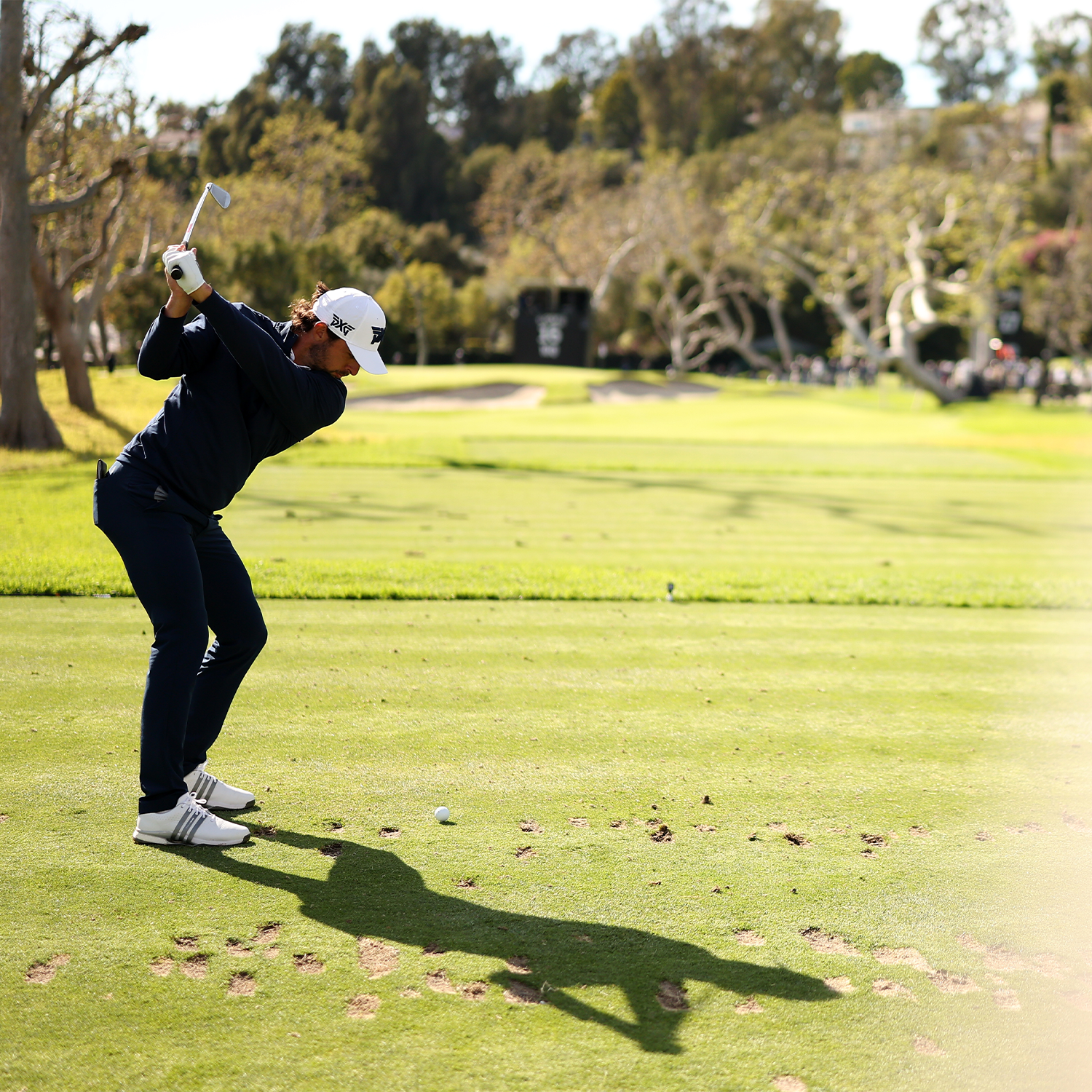 Penge and Bridgeman Lead Through 36 Holes as Major Champions Chase ...